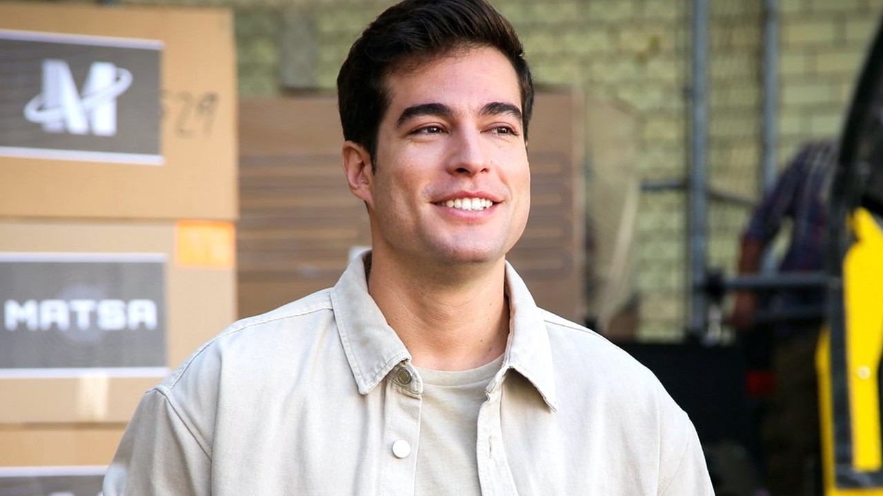 Danilo Carrera se deja ver con una mujer muy especial en un evento ...