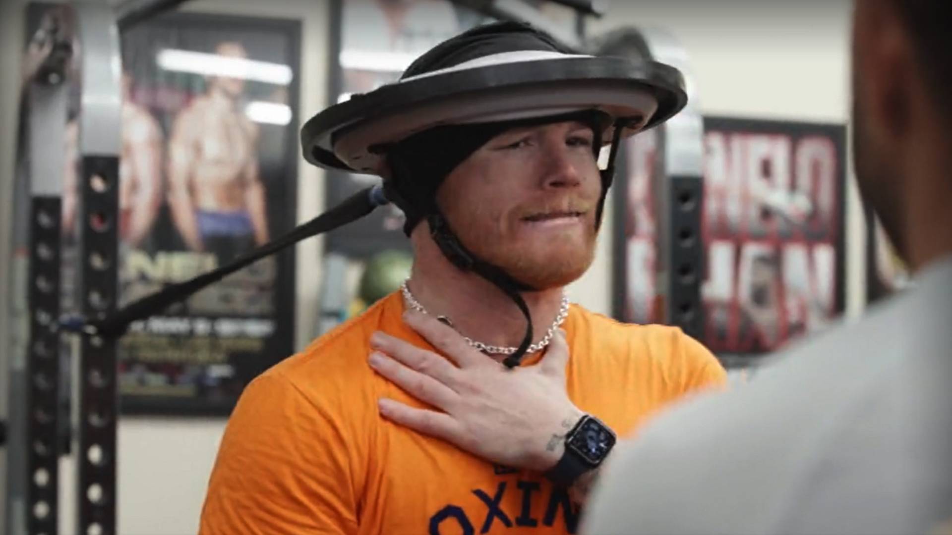 Canelo entrena su cuello de forma extrema | TUDN Boxeo | TUDN