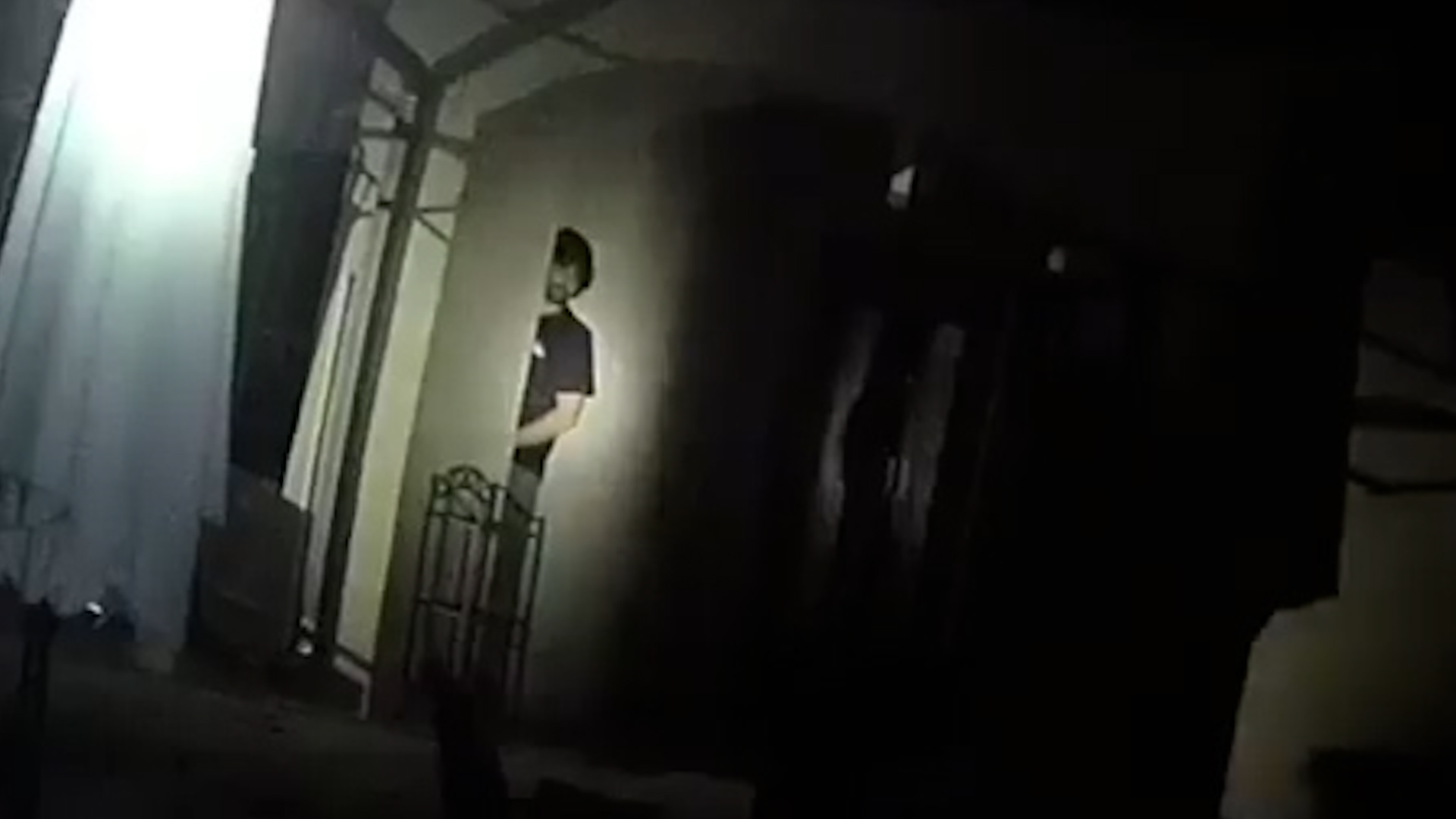 Revelan video de muerte de Marcus Adam Fuentes, sospechoso desarmado a ...