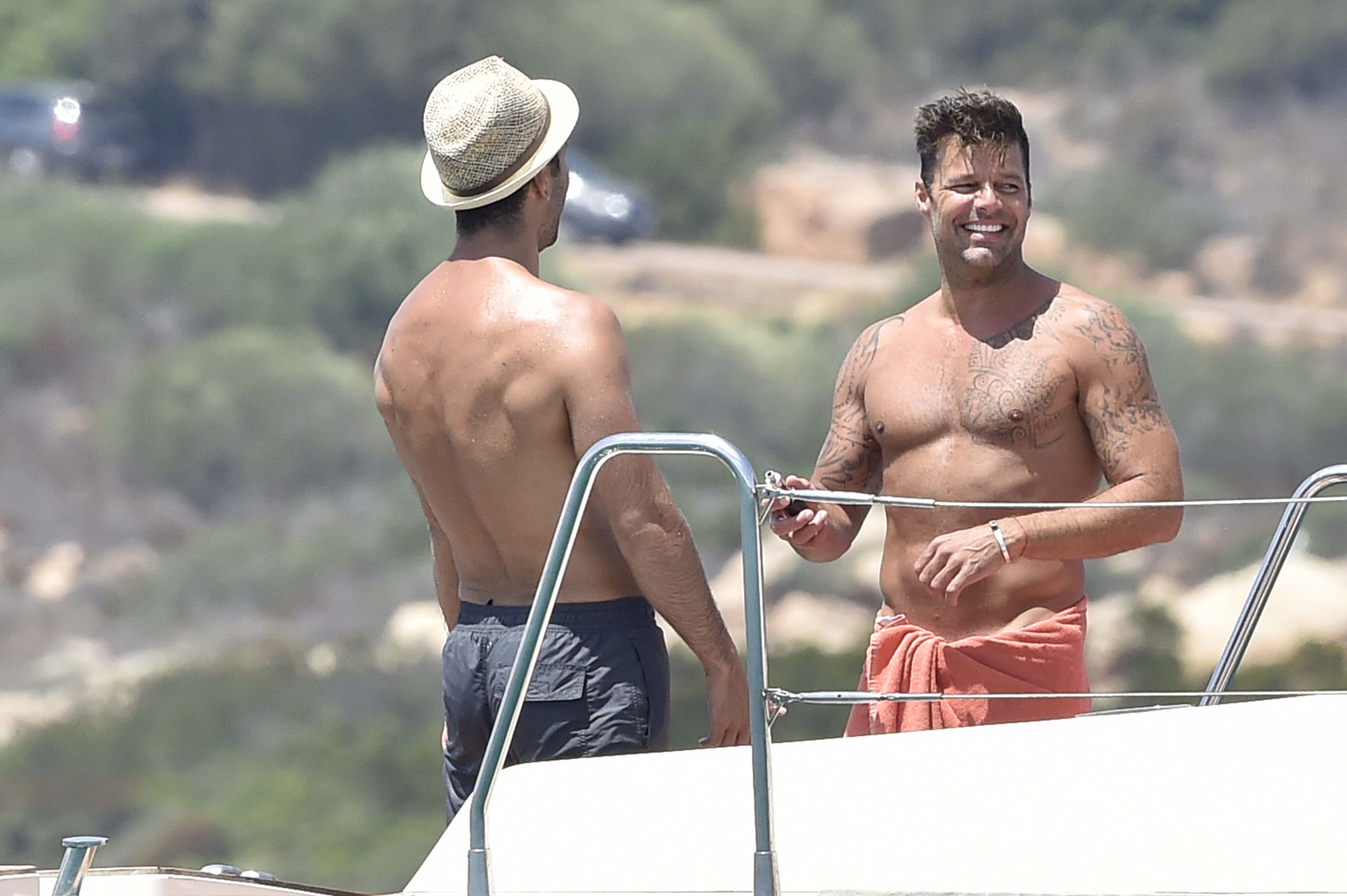 Ricky Martin se relaja en Ibiza con su novio antes de iniciar su gira ...