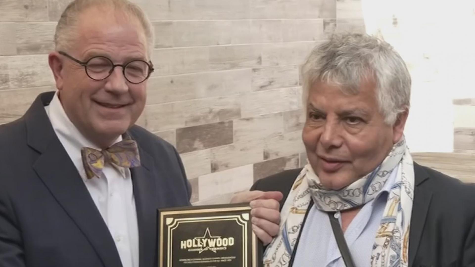 Mitzy recibe un reconocimiento como latino exitoso en EEUU | Shows ...