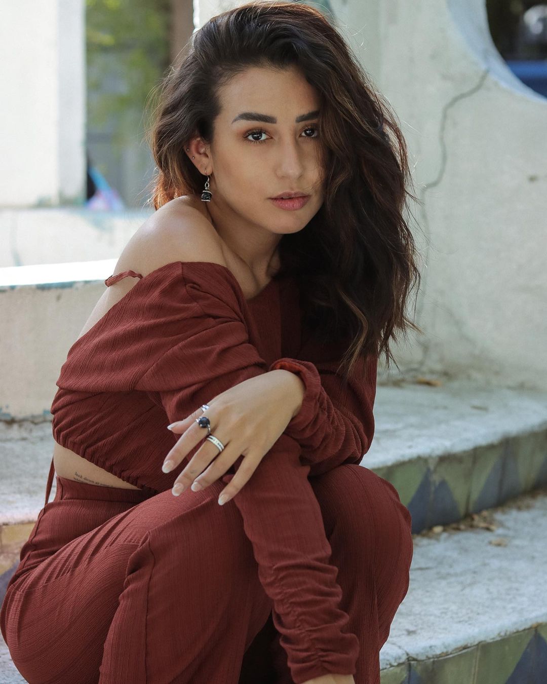 Romina Marcos, hija de Niurka, se rapa por completo y luce ...