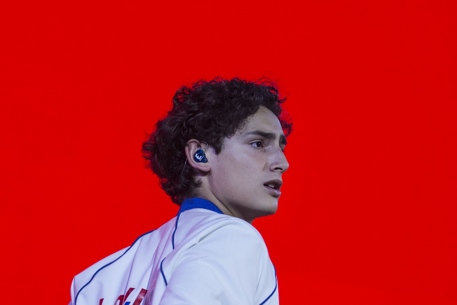 Emilio Osorio pone a bailar a sus fans con su nueva canción, 'La ...