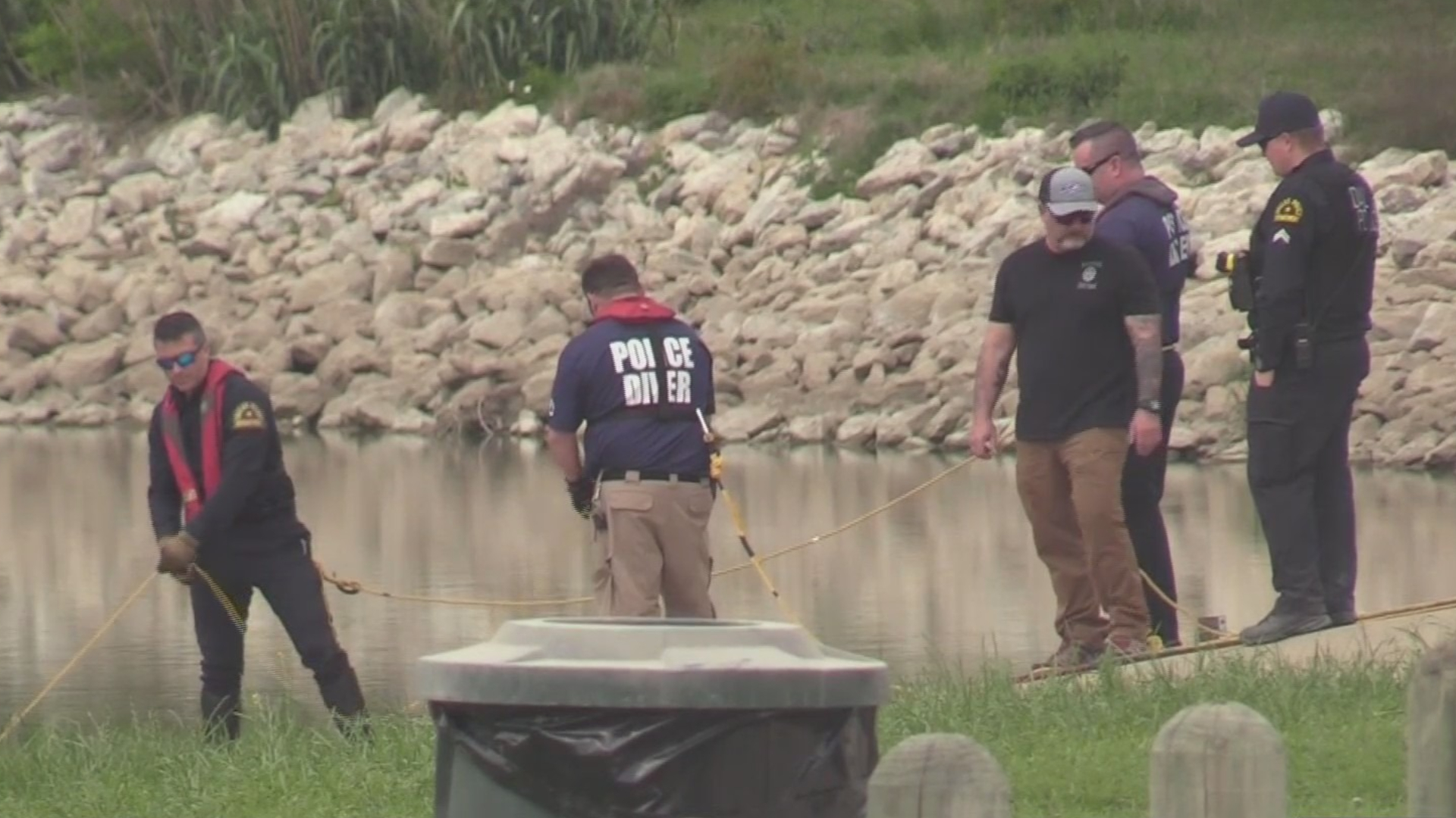 Sigue la búsqueda de los dos hombres que desaparecieron en el río ...