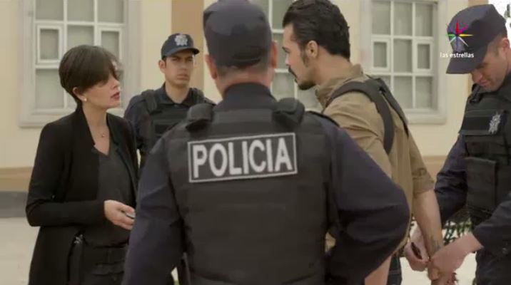 Capítulo 29: Mónica arresta al agente Simpson | Las Estrellas Home ...