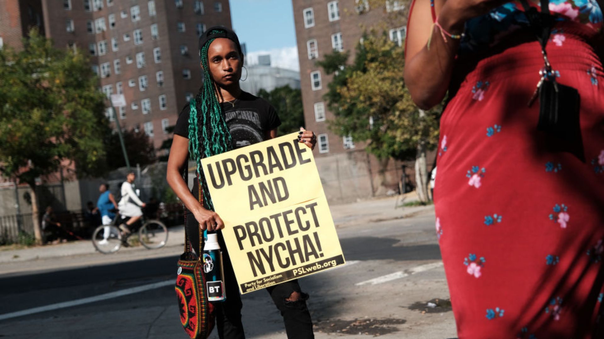 Realizan protestas en Nueva York en busca de políticas que afronten la ...