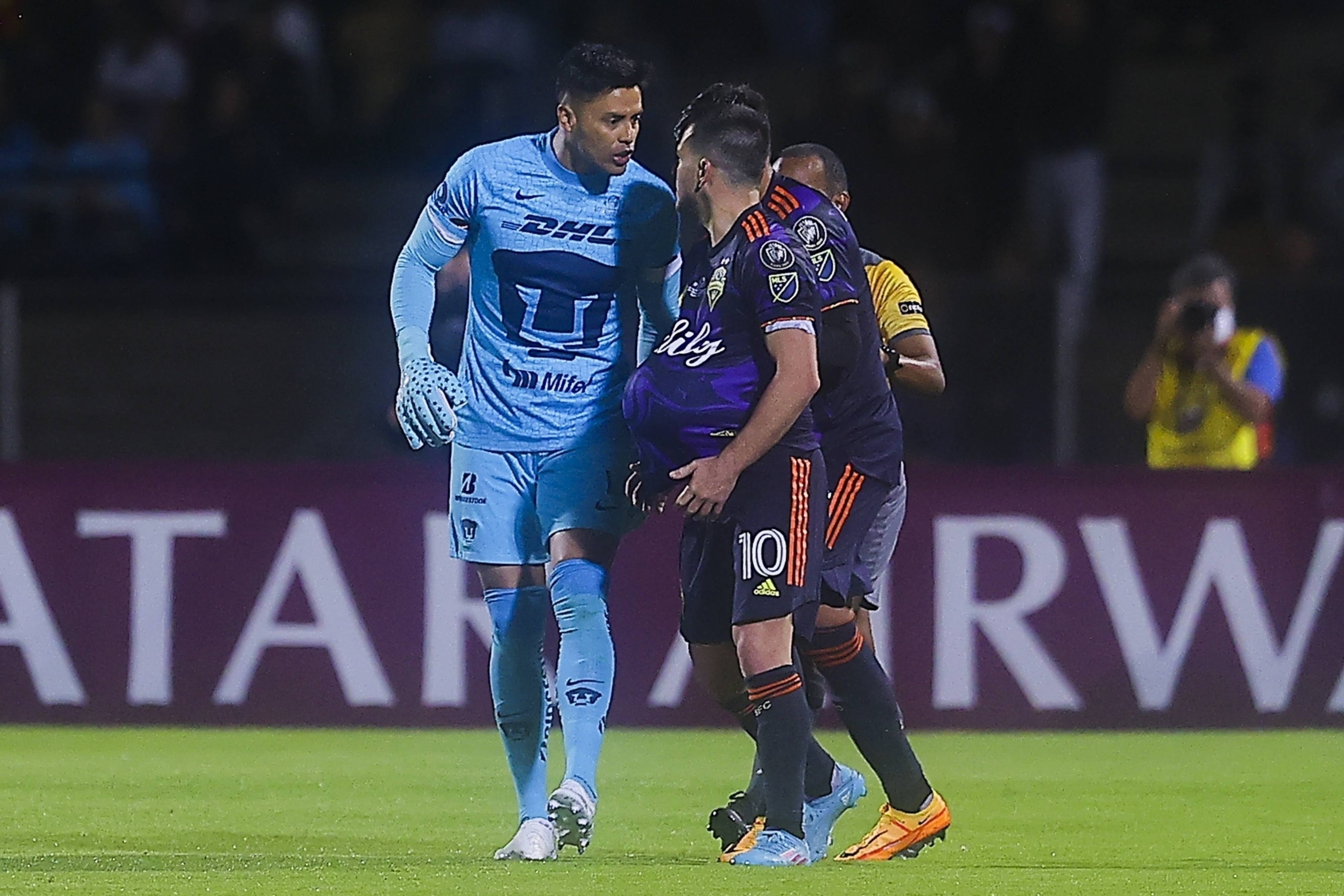 Nicolás Lodeiro deja atrás roces con Alfredo Talavera en la ida entre ...