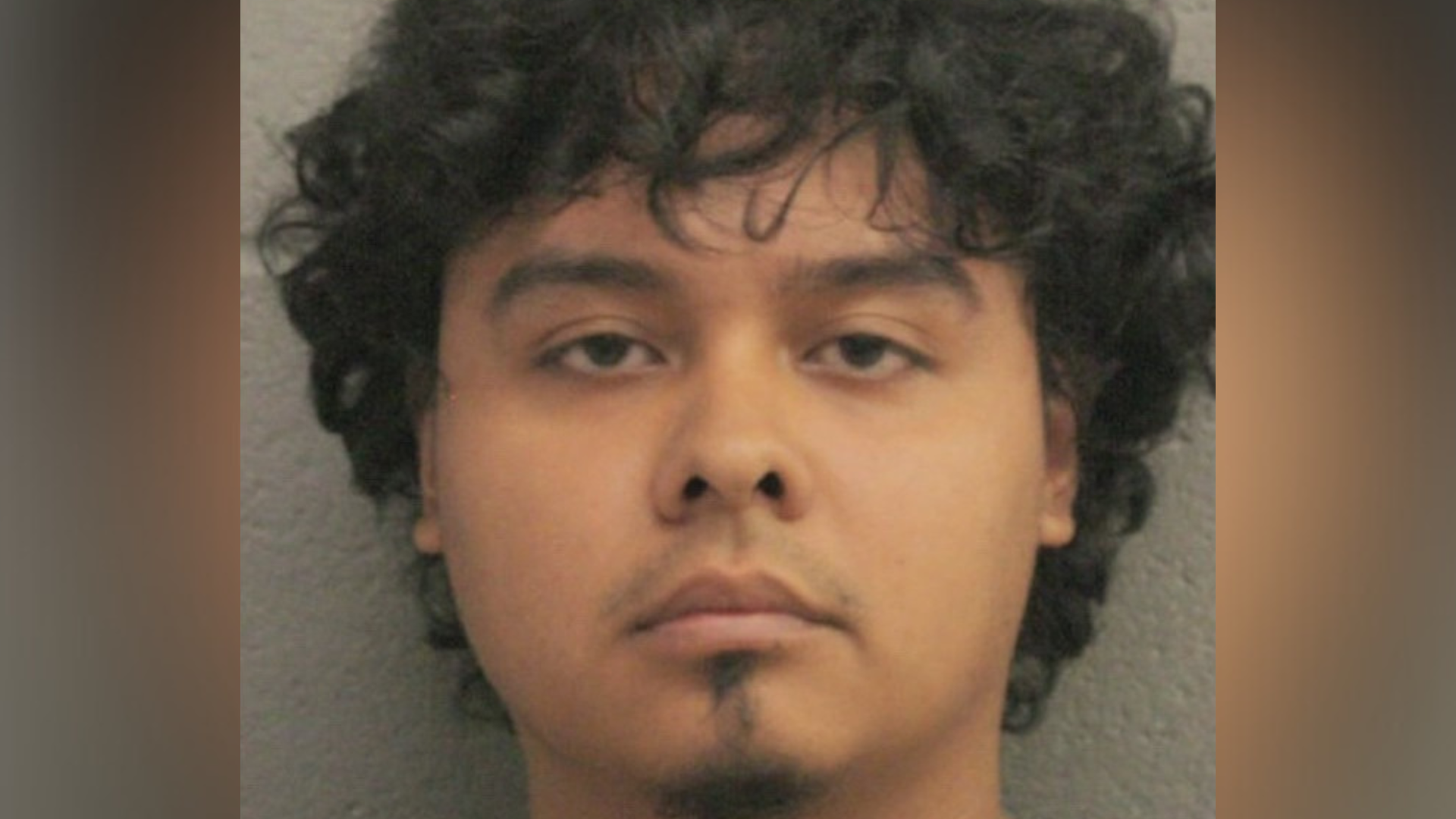 Se mantiene en $300,000 la fianza del exempleado del HISD Jesús Zamora ...