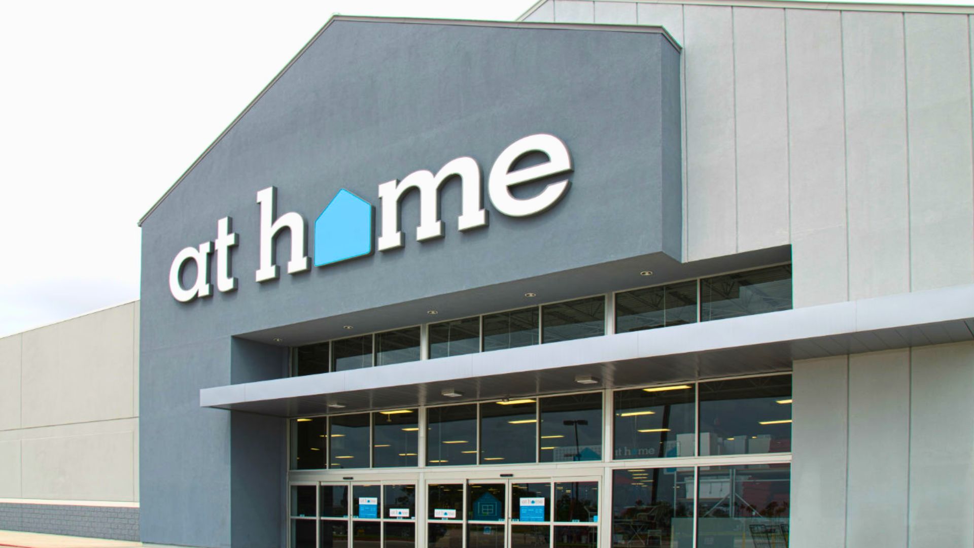 At Home se declara en bancarrota: qué pasará con sus 260 tiendas en Estados Unidos | Fotos ...