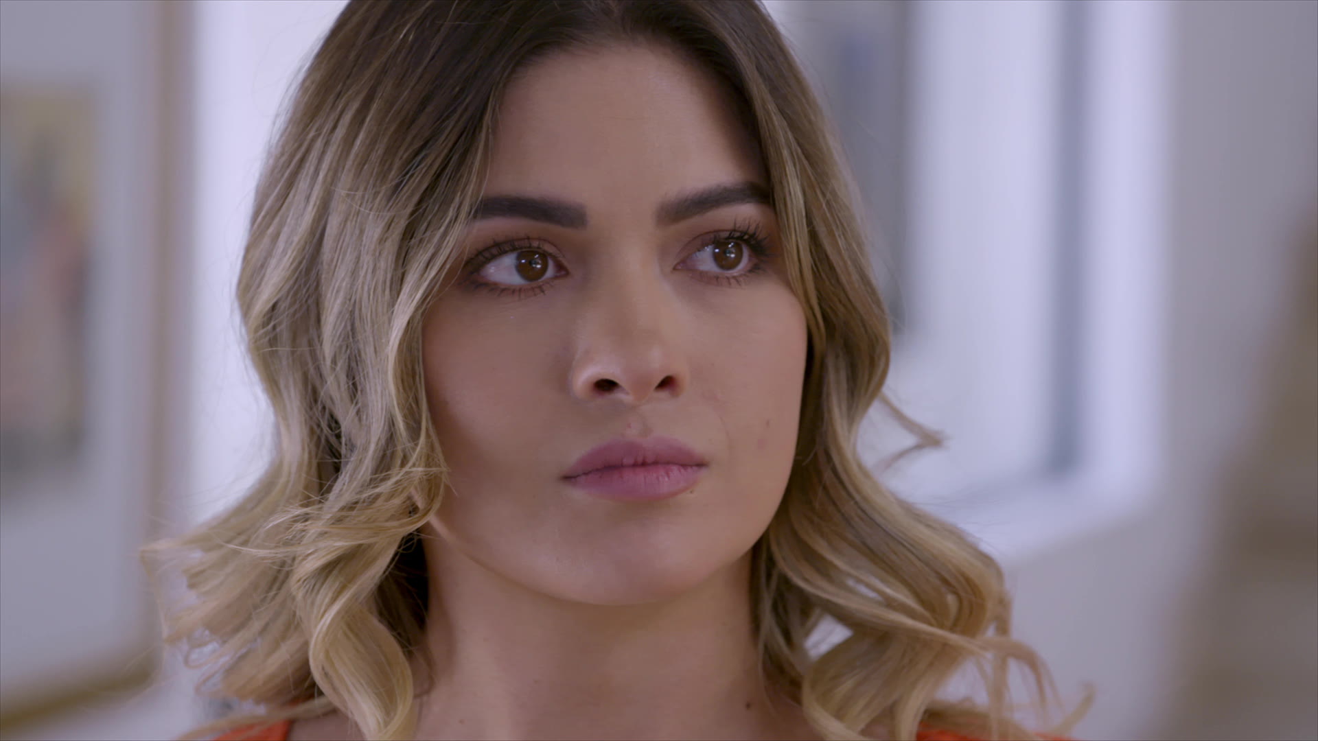 La Rosa de Guadalupe - 'El fuego' | Series La Rosa de Guadalupe | Univision