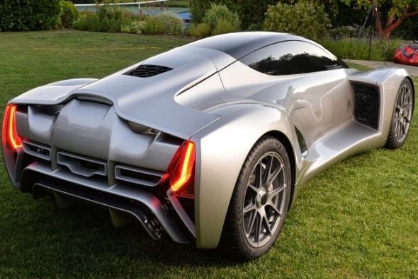 Blade súper deportivo 3D | A Bordo | Univision