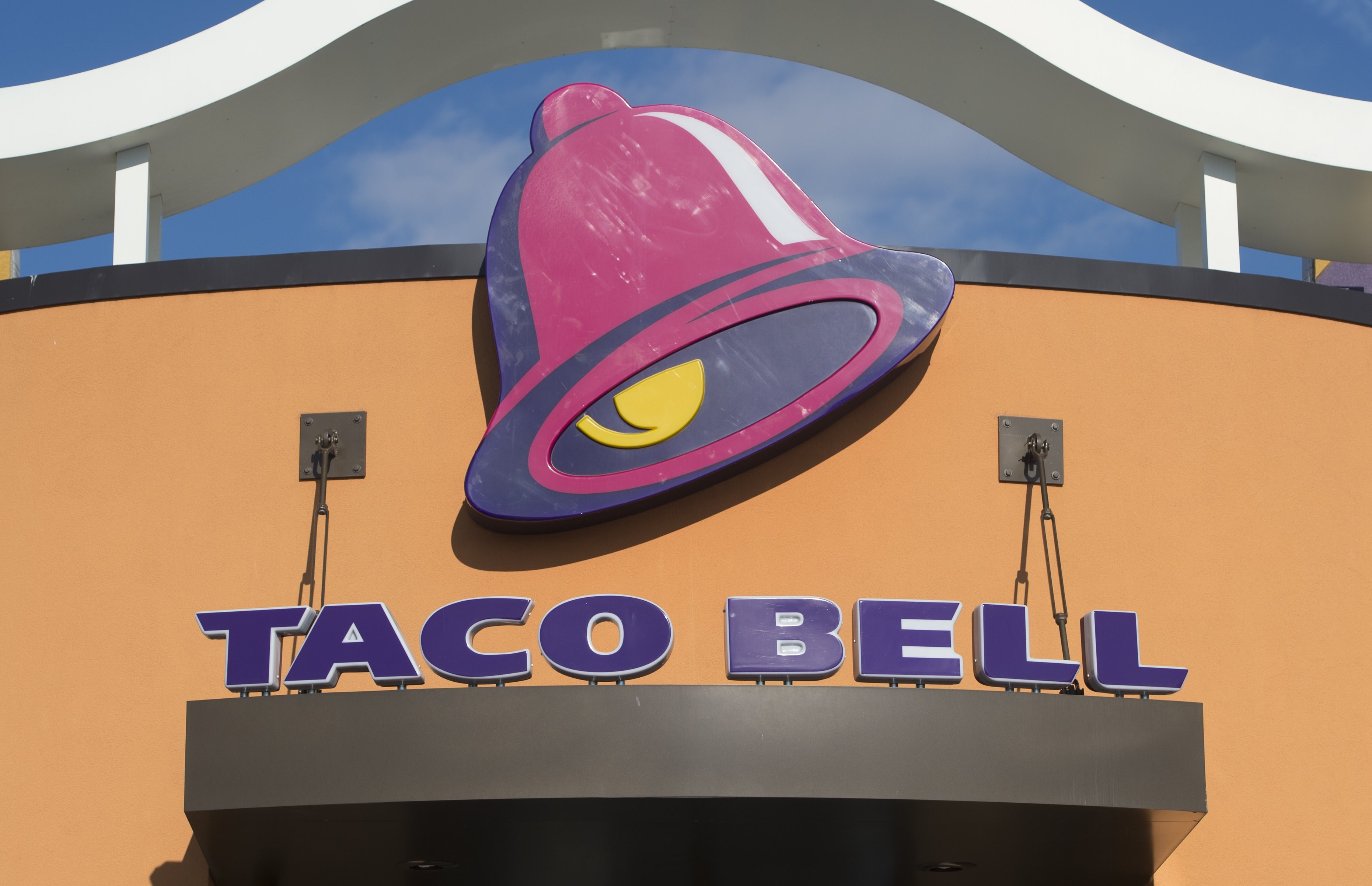 Taco Bell lanza su concepto cantina en Chicago y servirá alcohol ...