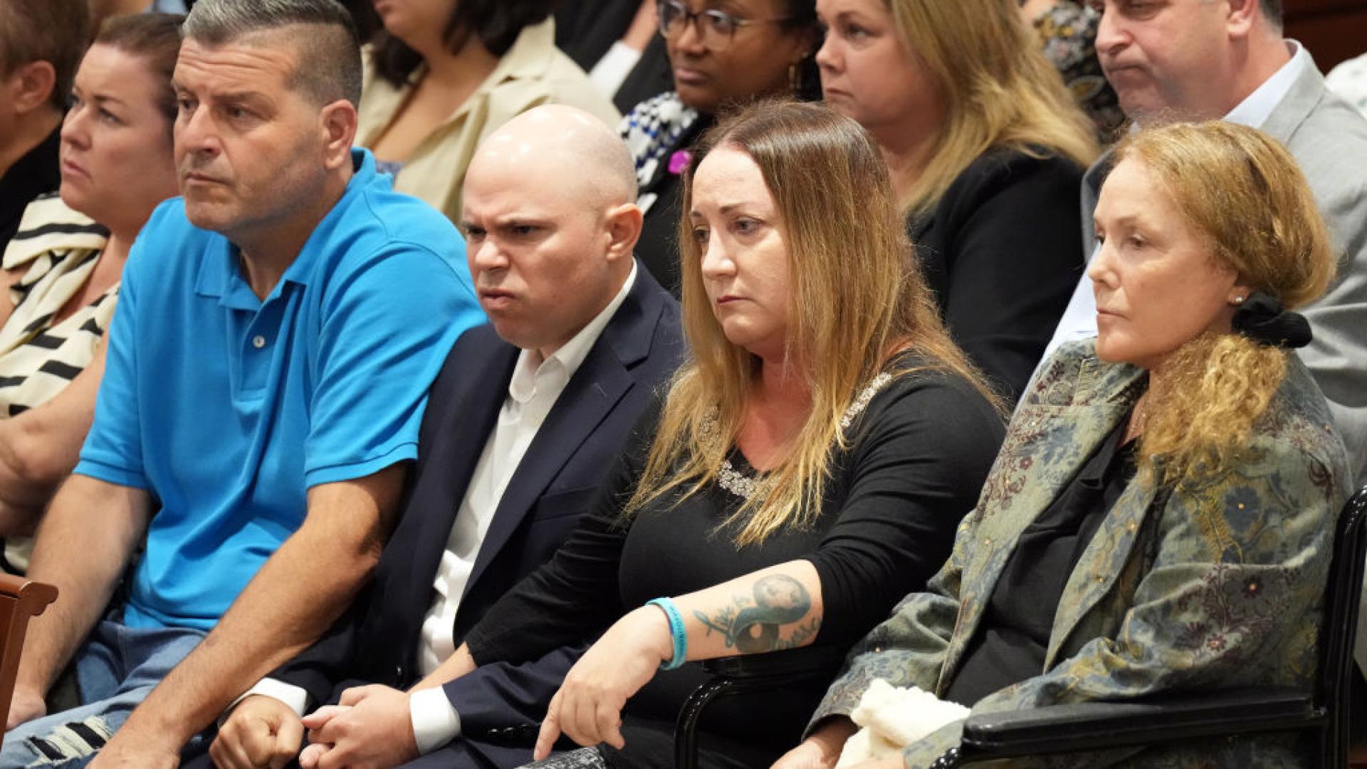 Nikolas Cruz es sentenciado formalmente a cadena perpetua por la ...