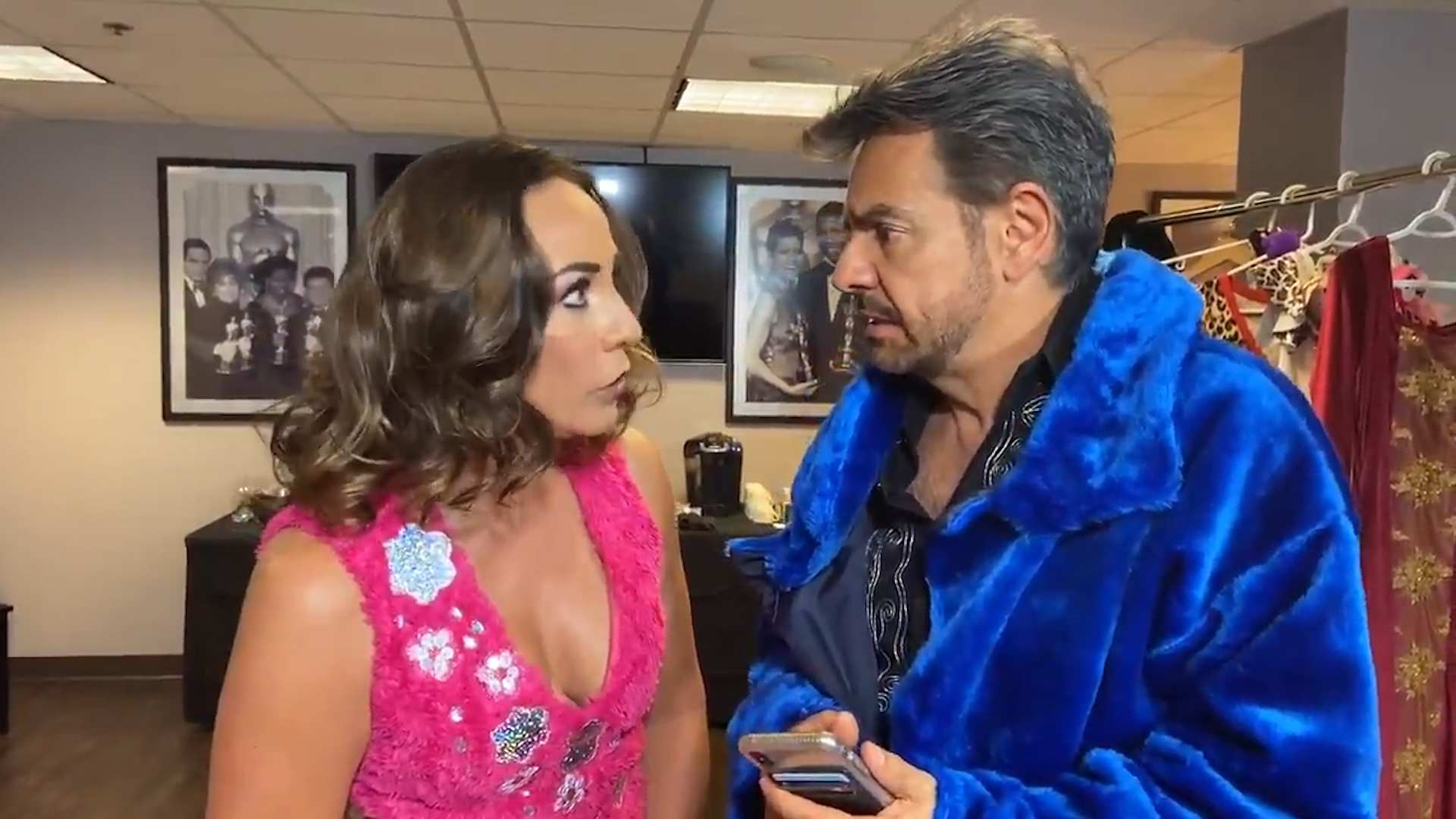 VIDEO: Eugenio Derbez y Consuelo Duval reviven a sus personajes de La ...