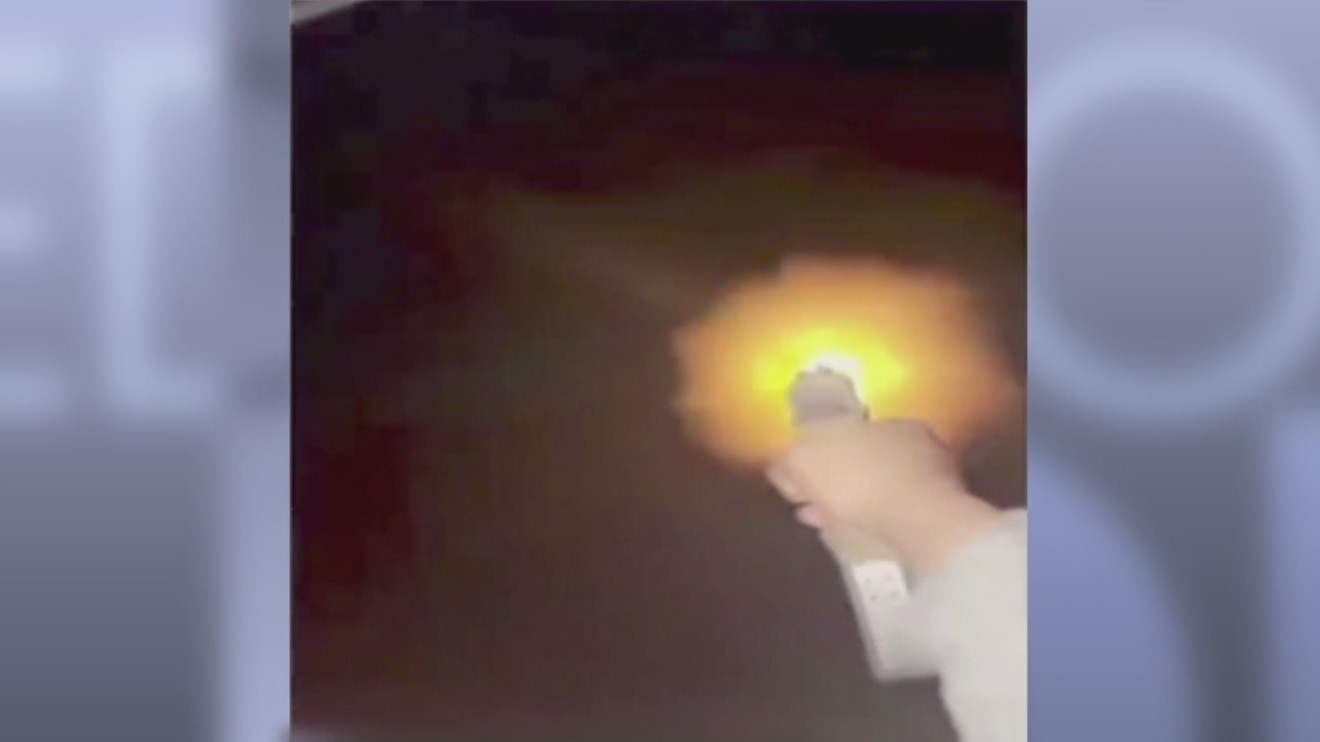 Circula video de una persona disparando al aire en San Antonio | Tu ...