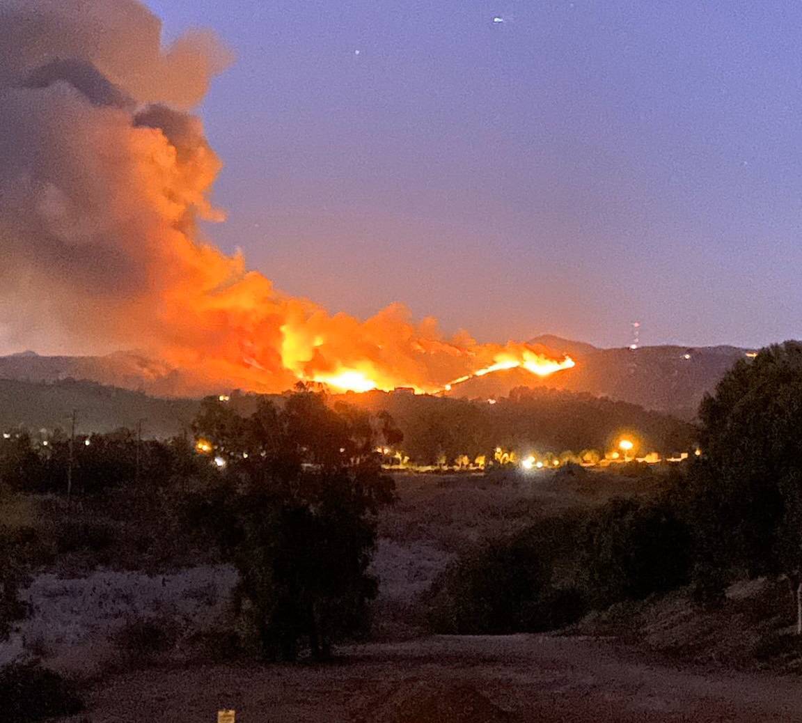 Incendio María alcanza 4,000 acres en la ciudad de Santa Paula del ...
