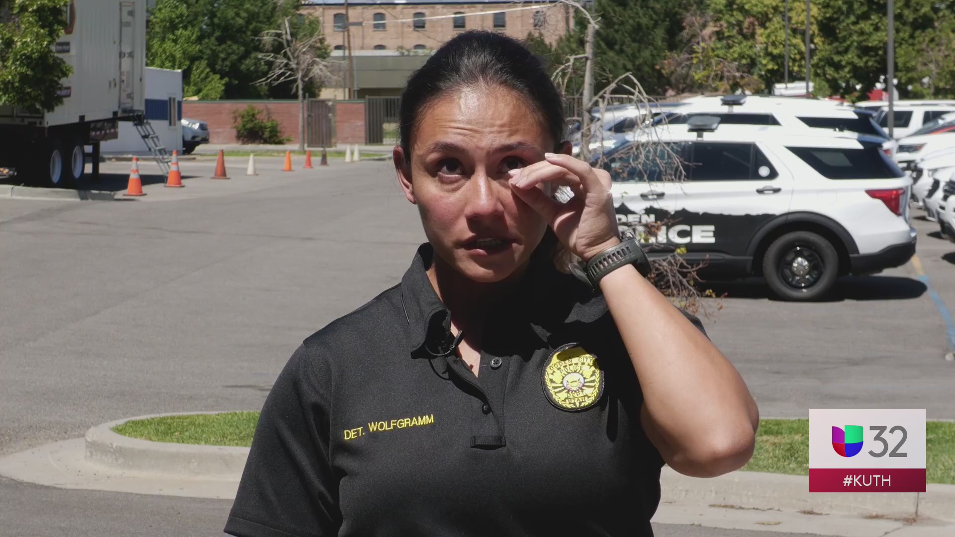 Mujeres de Maui comparten su tristeza y dolor por el fatal incendio que ...