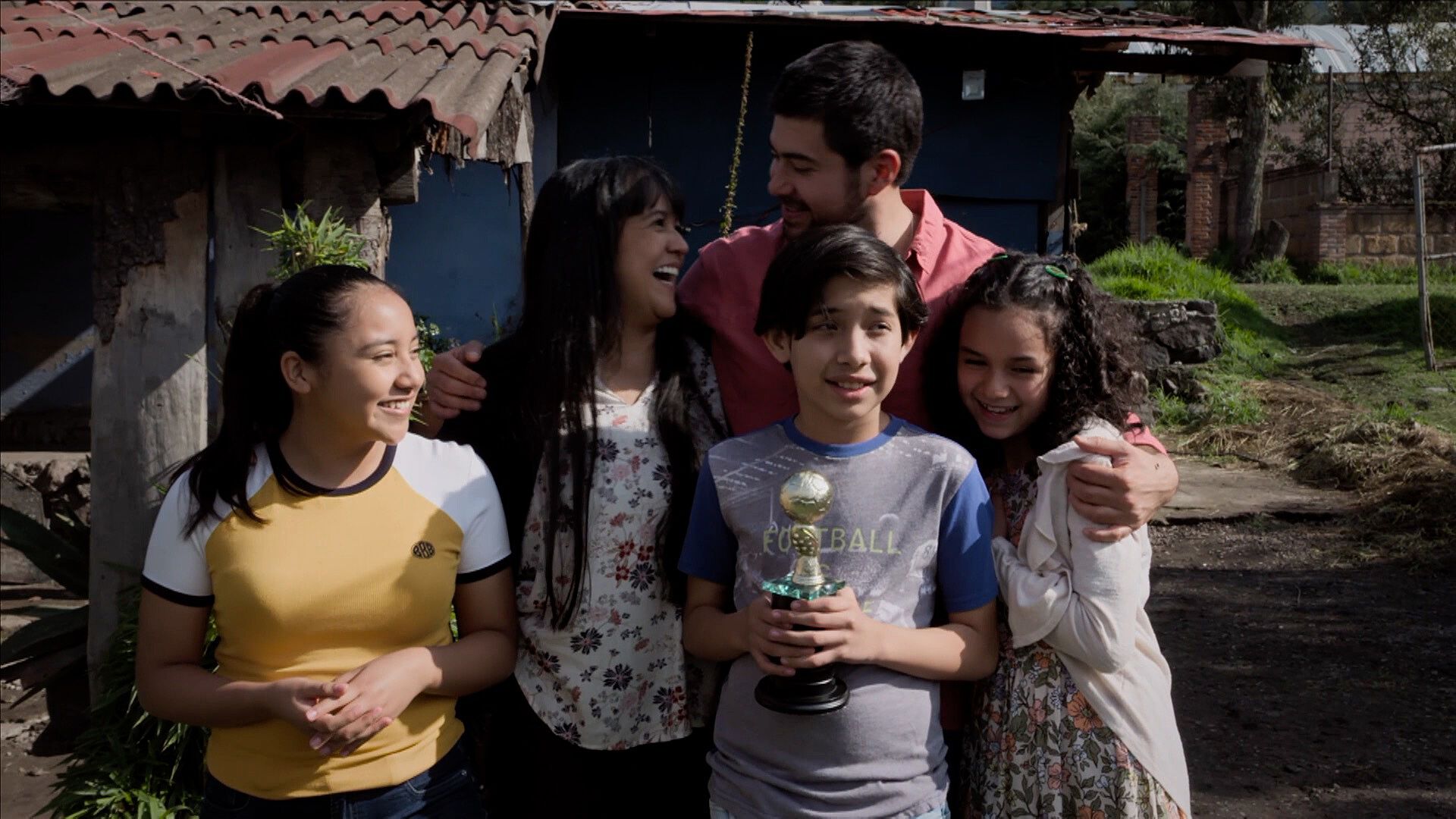 C1779: Un ángel llamado Solidaridad | Shows La Rosa de Guadalupe | Las Estrellas