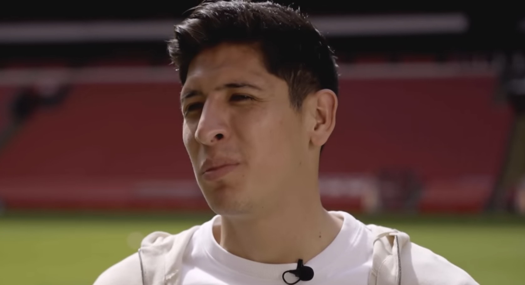 Edson Álvarez revela que se siente poderoso en Ajax cuando recupera un ...