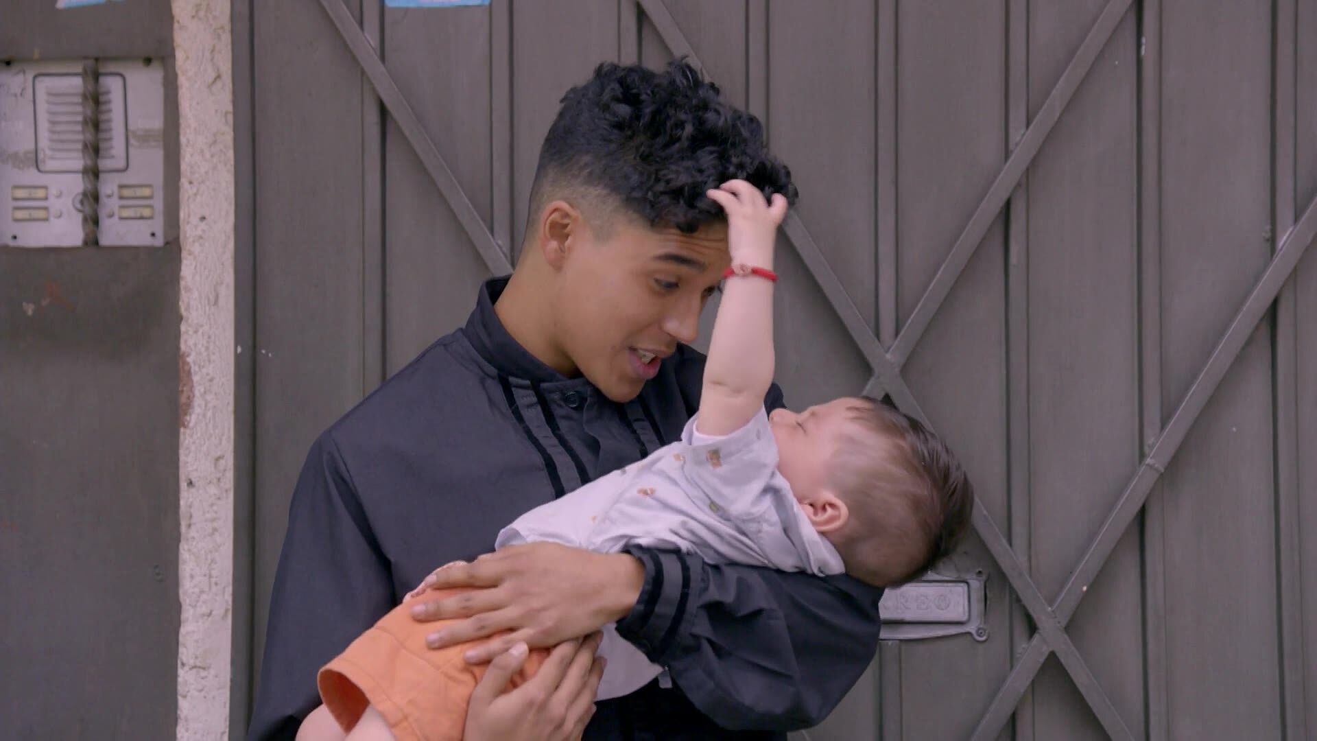 Como dice el dicho: ‘Pato’ le toma cariño a ‘Patito, el bebé que podría ...