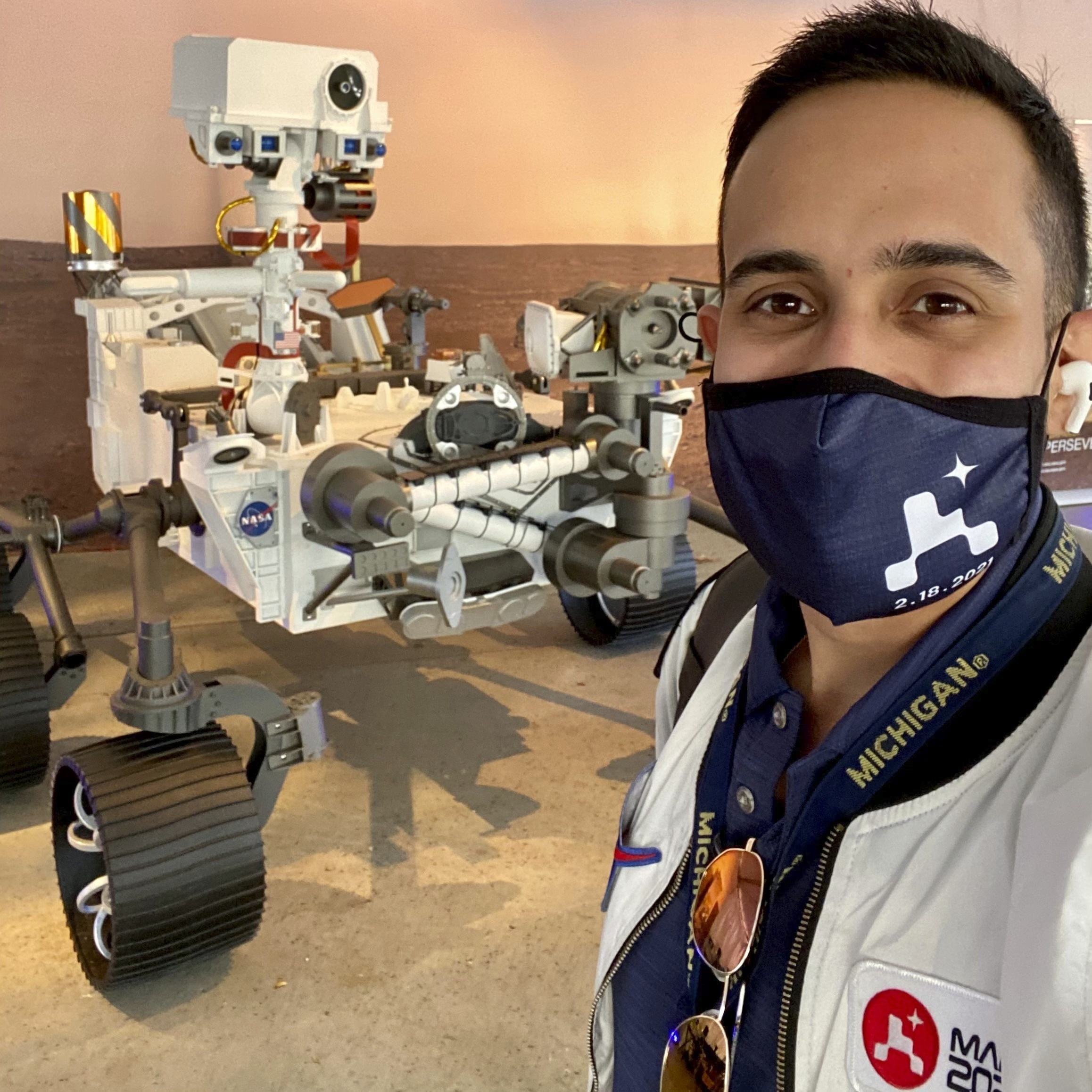 La historia de Elio Morillo: el ingeniero ecuatoriano que creció en Puerto Rico y trabaja en la ...