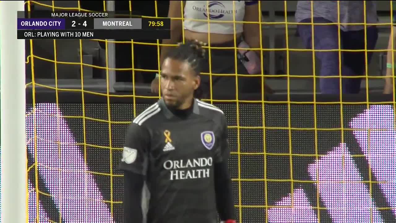 Ibrahim Sunusi lucha por la posición y anota el tiro de esquina | TUDN ...