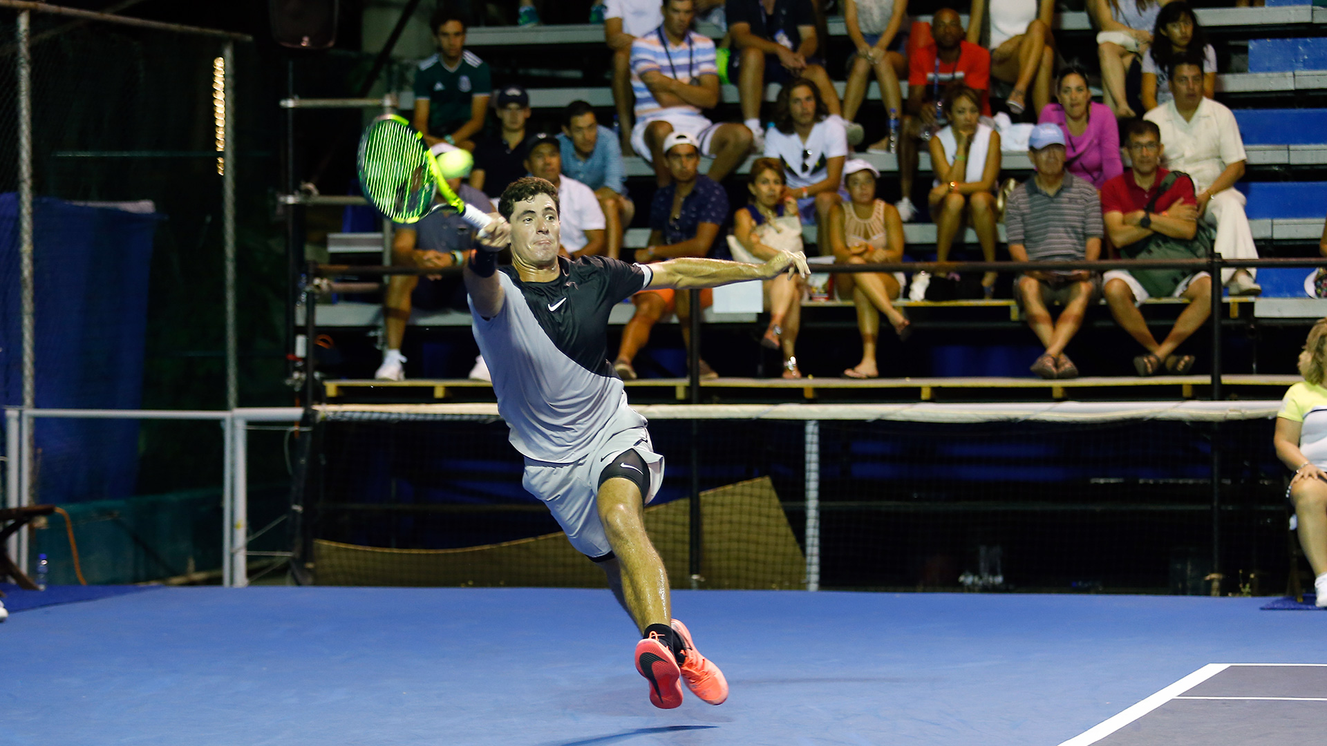 Mexicoamericano Ernesto Escobedo elimina a Jack Sock del Abierto ...
