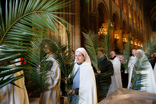 Mensajes de Amós: Domingo de Ramos | Estilo de Vida | Univision