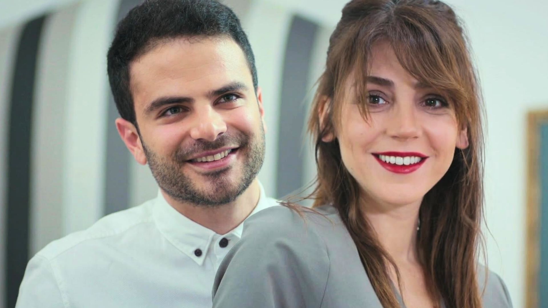 Raif revela todo el amor que siente por Ceyda | Novelas Mujer | Univision