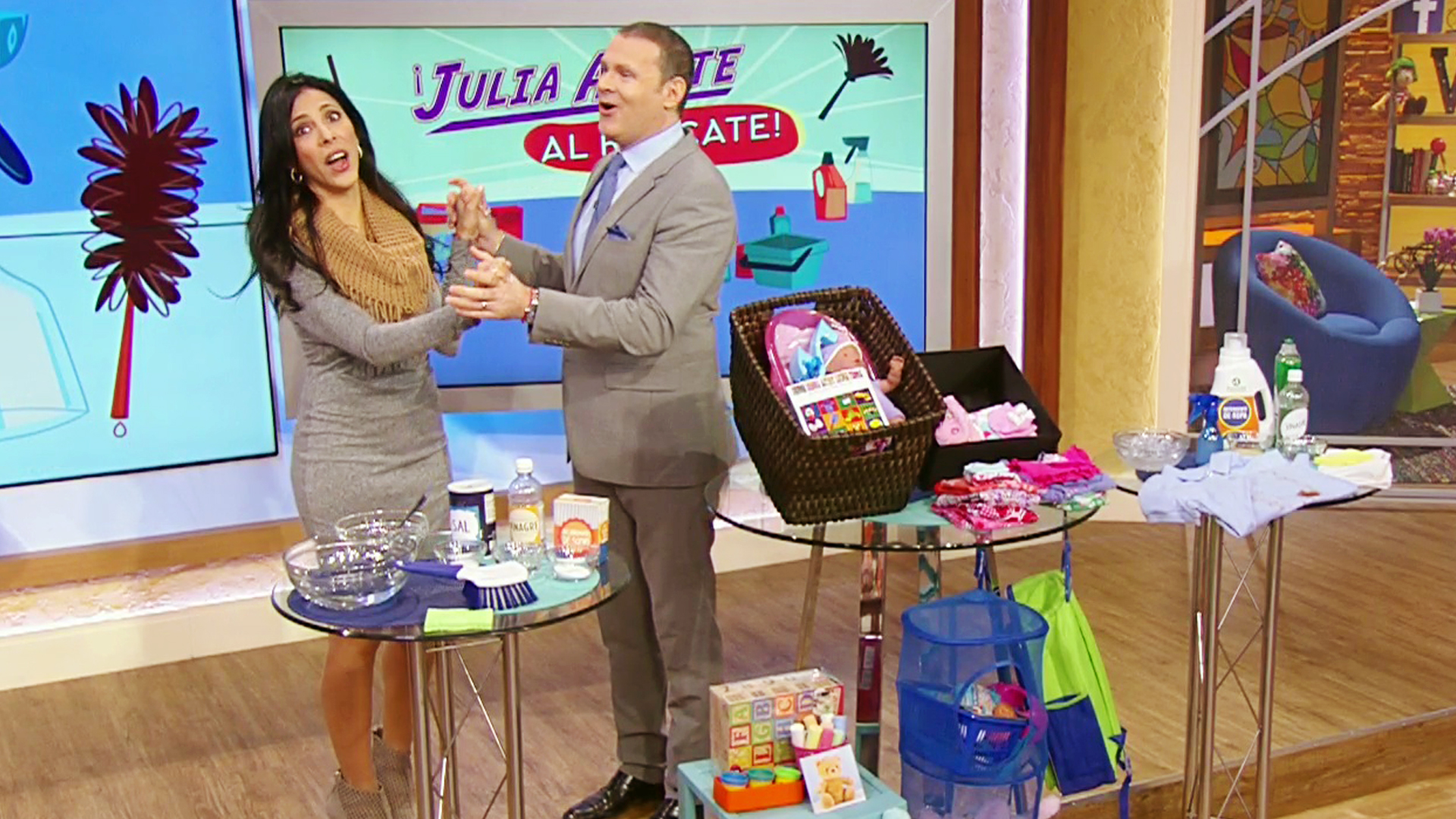 ¡Julia Alzate al rescate! Escucha sus maravillosos trucos de limpieza | Shows Despierta América ...