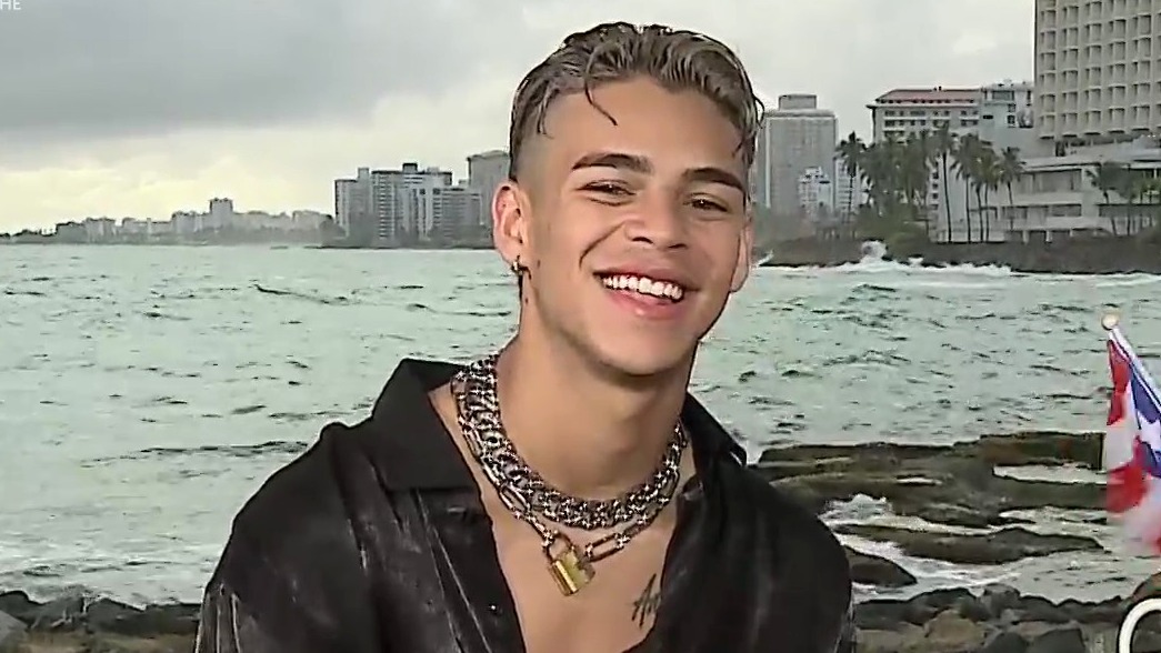 Robi habla de su primera vez en Premios Juventud y el deseo de llevarse ...