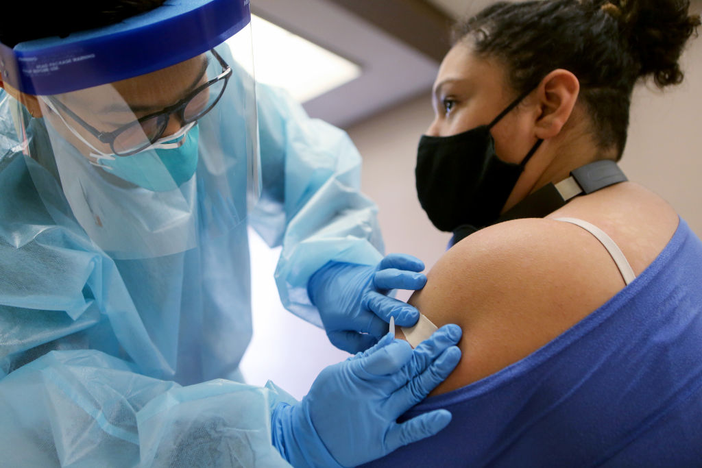 Latinos are especially reluctant to get flu shots | Univision News ...