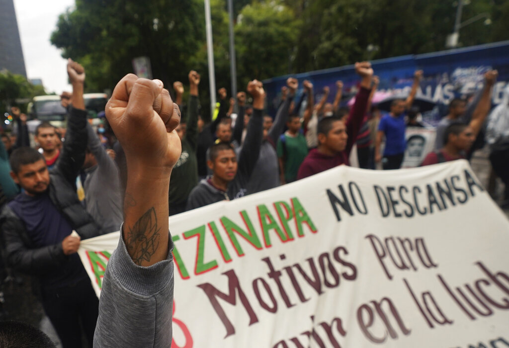 6 estudiantes de Ayotzinapa habrían estado vivos hasta 4 días después ...