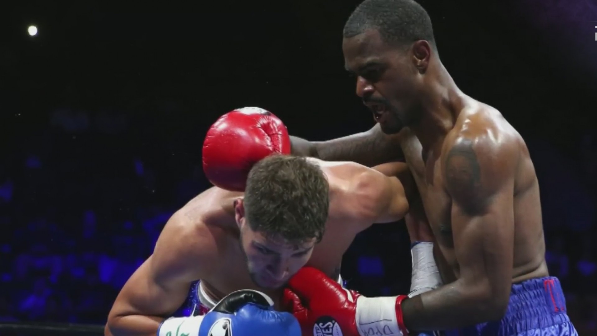 Así fue cómo un campeón invicto de boxeo terminó tendido en la lona ...