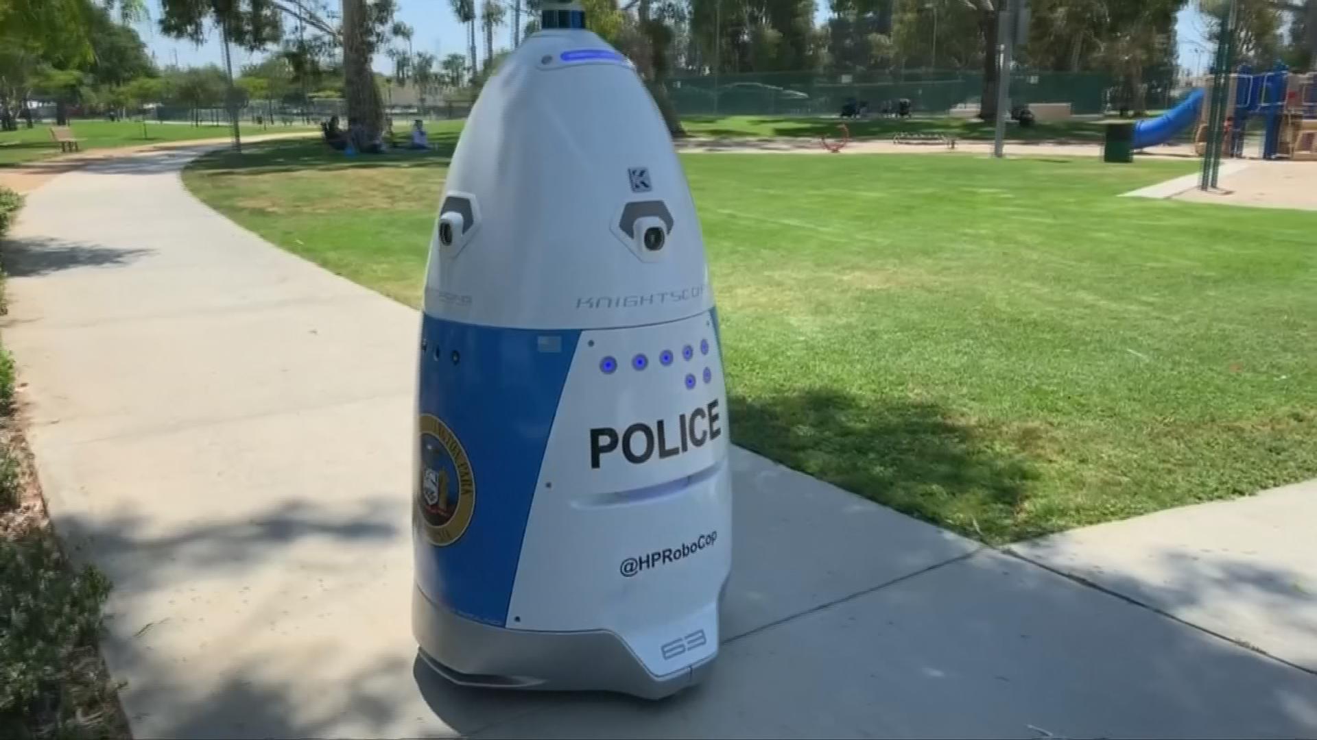 Este es el "robot policía" que transita las calles para ofrecer mayor ...