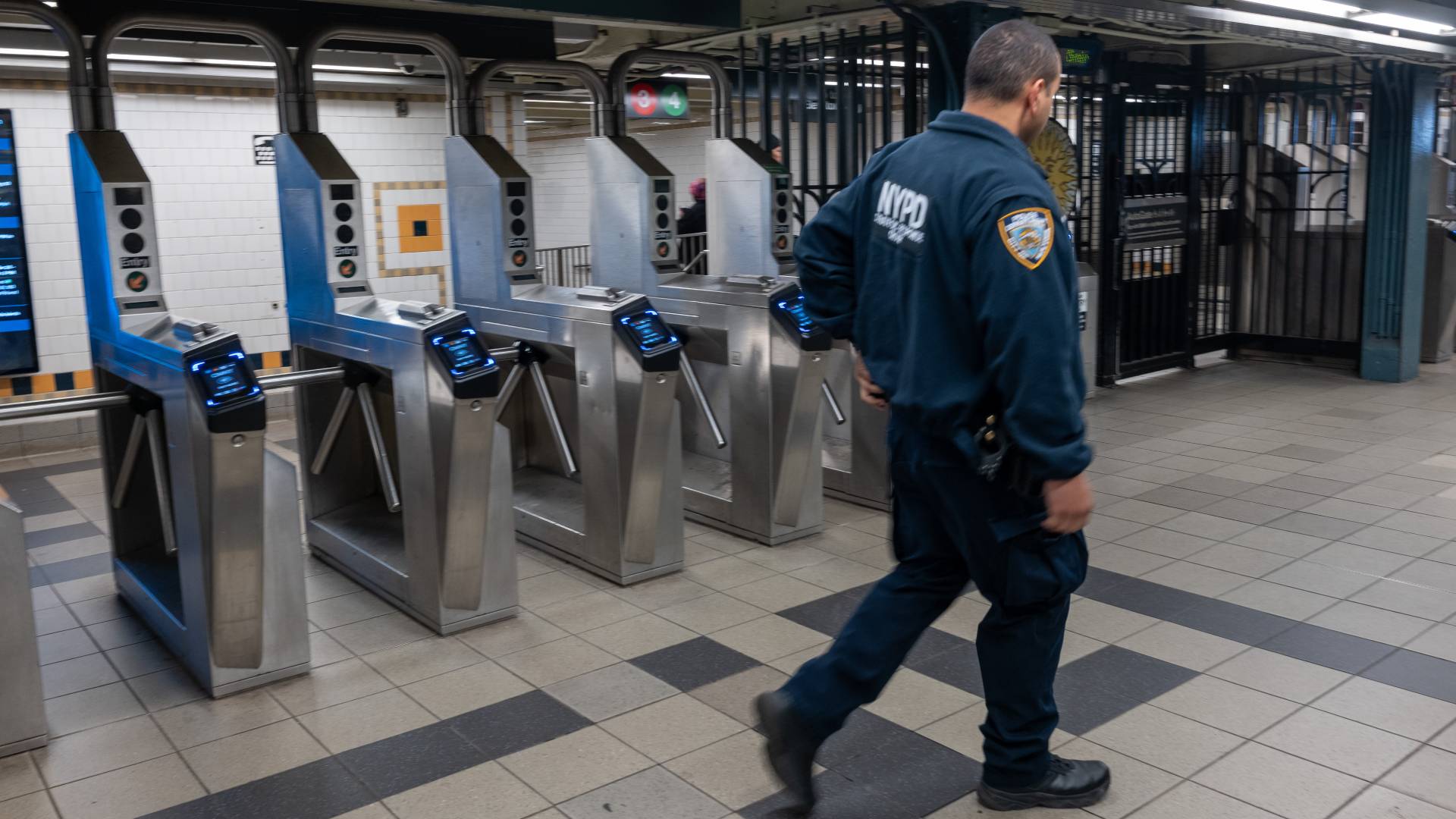 Johnny Medina murió apuñalado en la estación 175th Street del Metro en ...