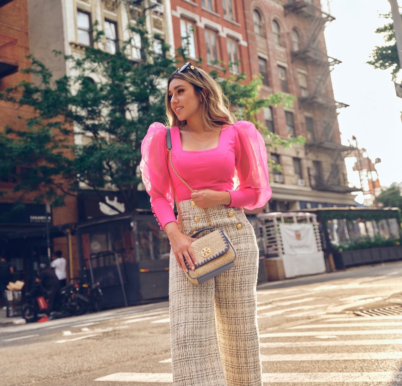 ¿Quién es Paris Rodríguez, la diseñadora latina que conquista el New ...