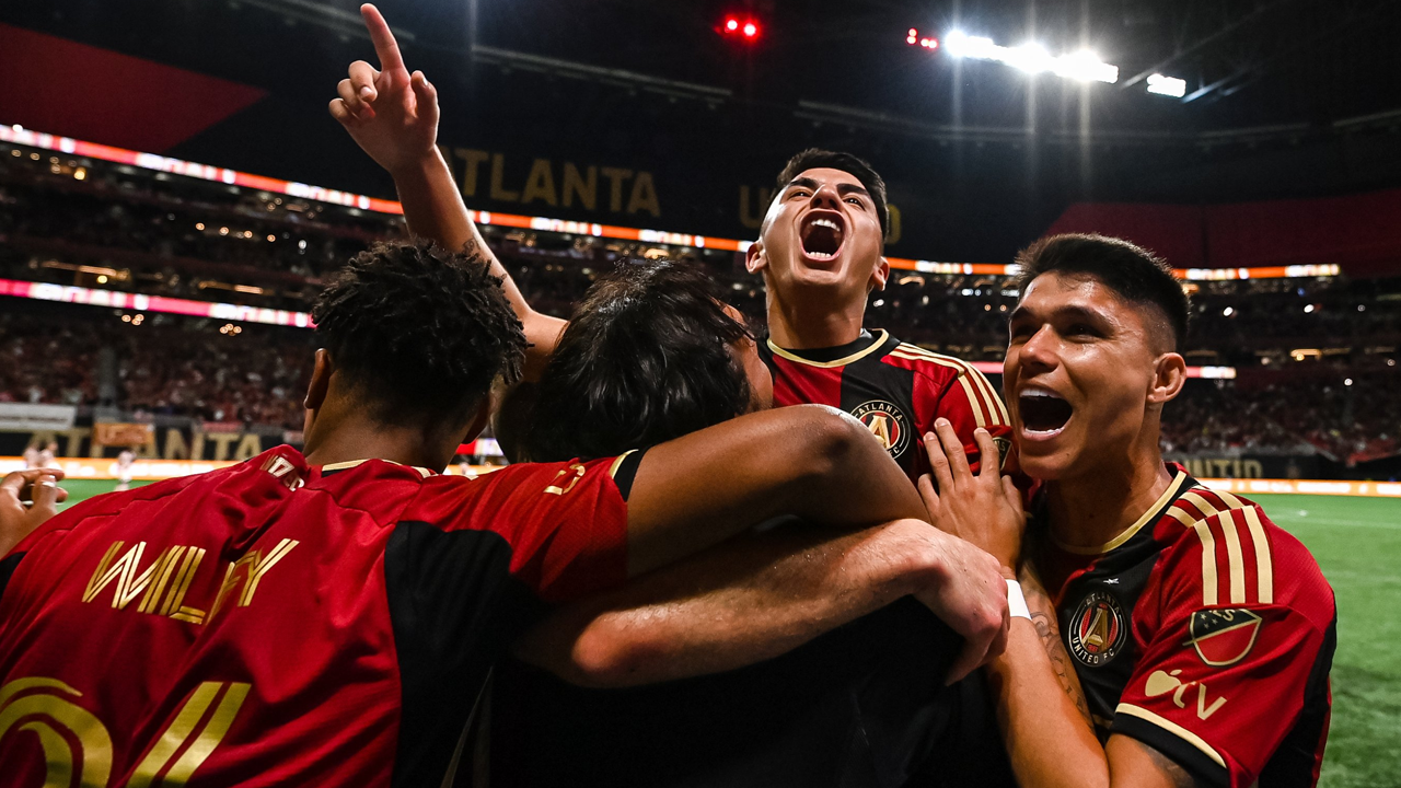 ¡De otro mundo! Thiago Almada se luce con un golazo en nuevo triunfo de ...