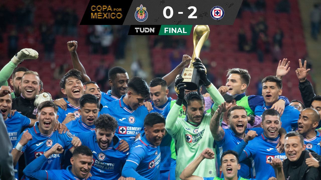 Resumen | Cruz Azul se impone a Chivas y se lleva la Copa por México ...