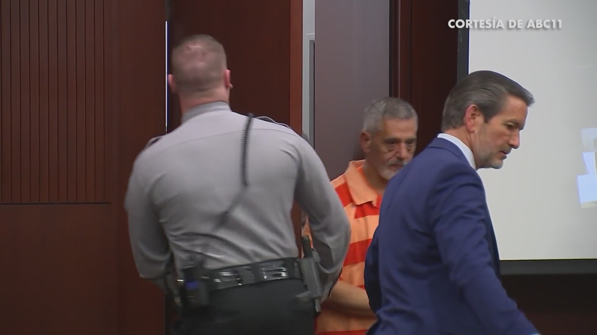 Gran jurado acusa al dueño del supermercado Taz de asesinato | Video ...