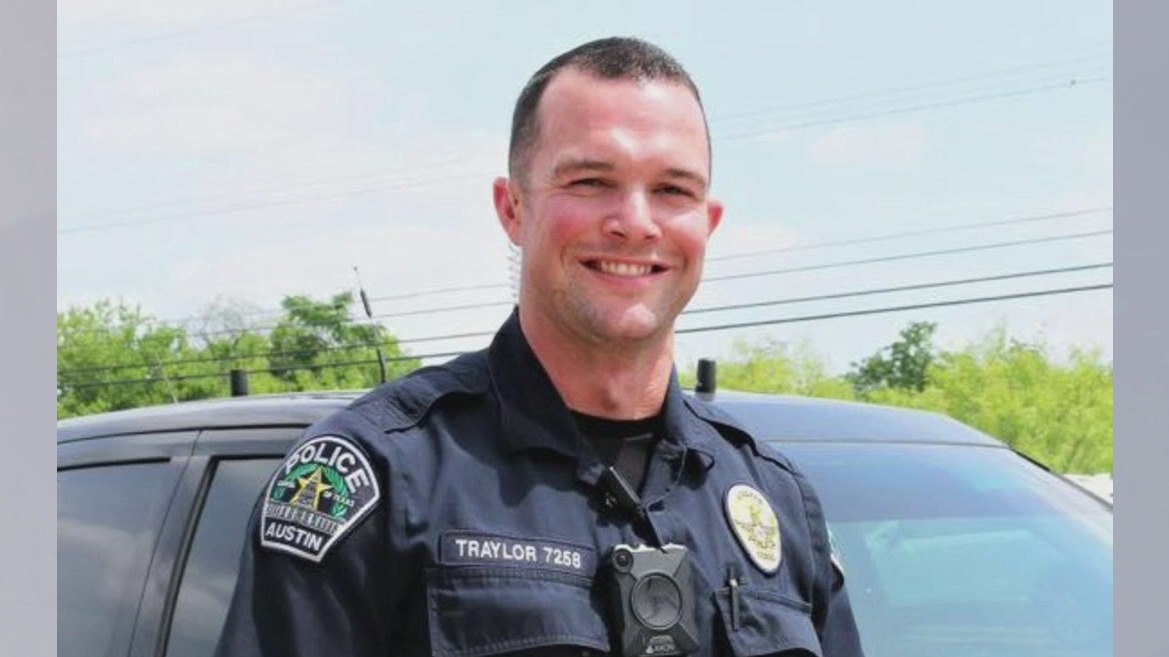 Policía de Austin Lewis Andy Traylor muere tras accidente con camión de ...