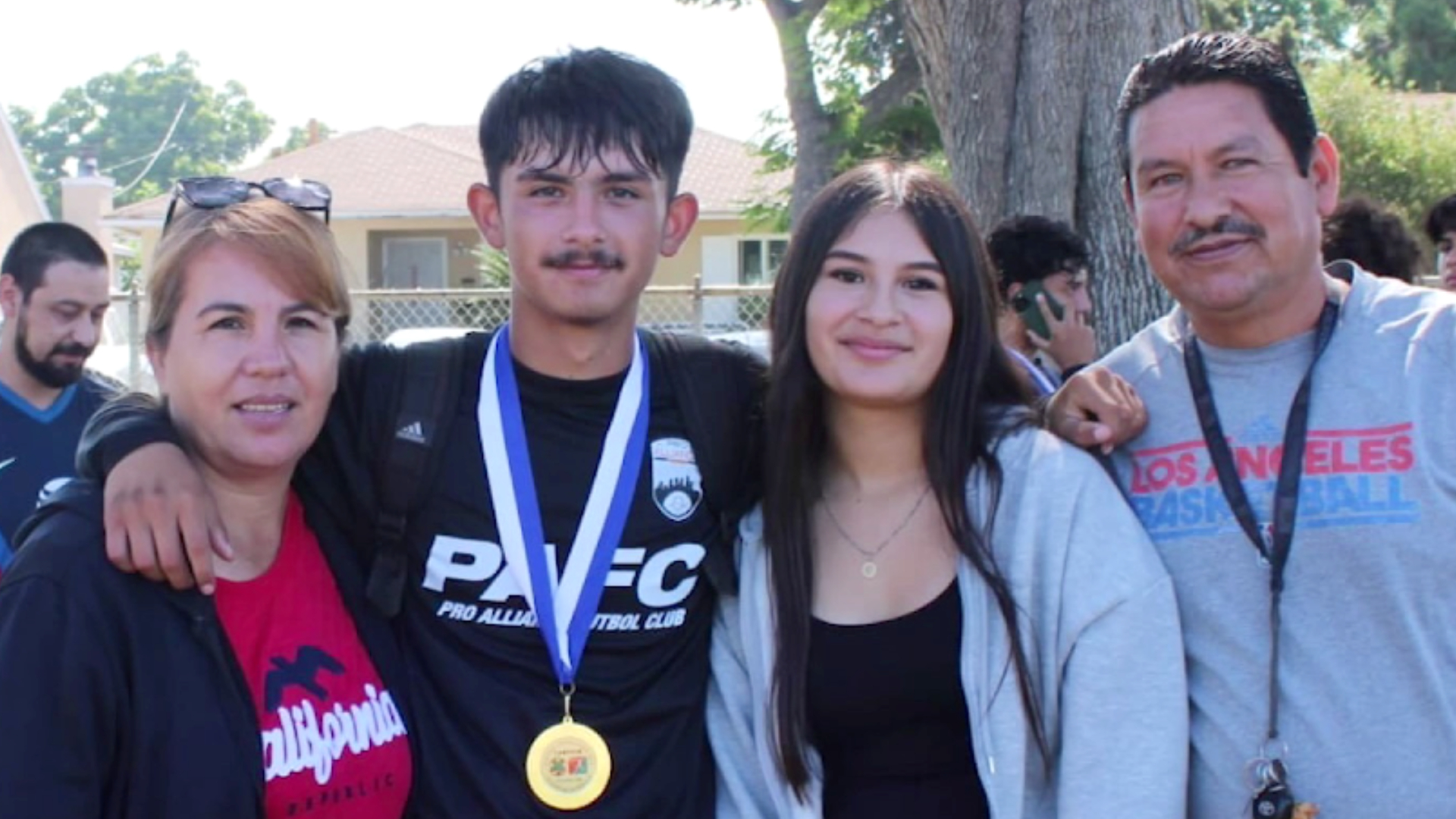 Alejandro Lara, una joven promesa del fútbol que desea jugar con las ...