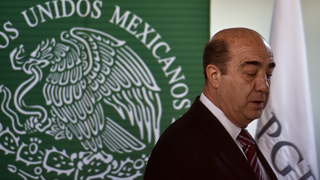 El Procurador relata el crimen de los estudiantes | Noticias Univision ...