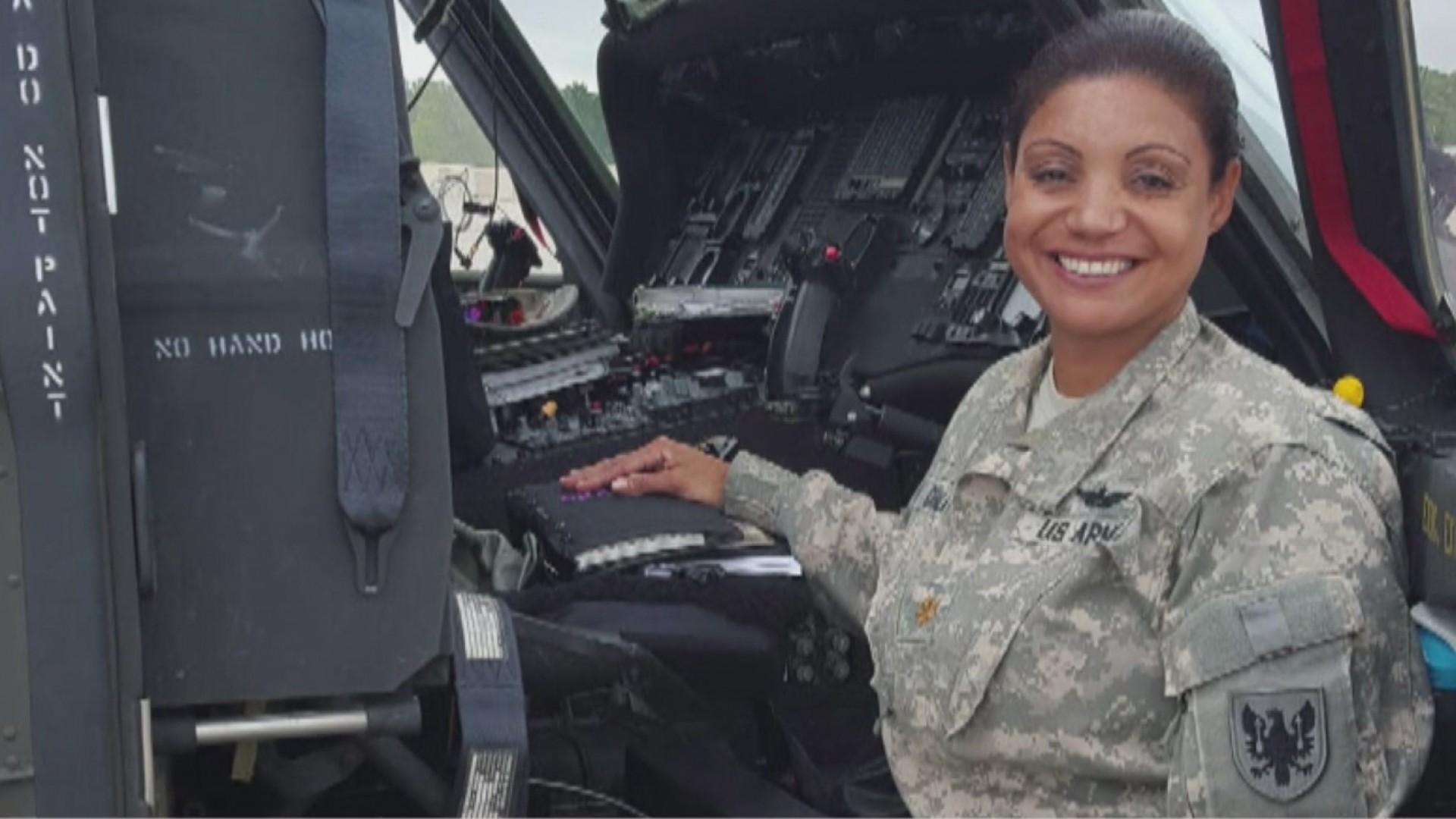 Conoce a la primera mujer latina en convertirse en piloto de ...