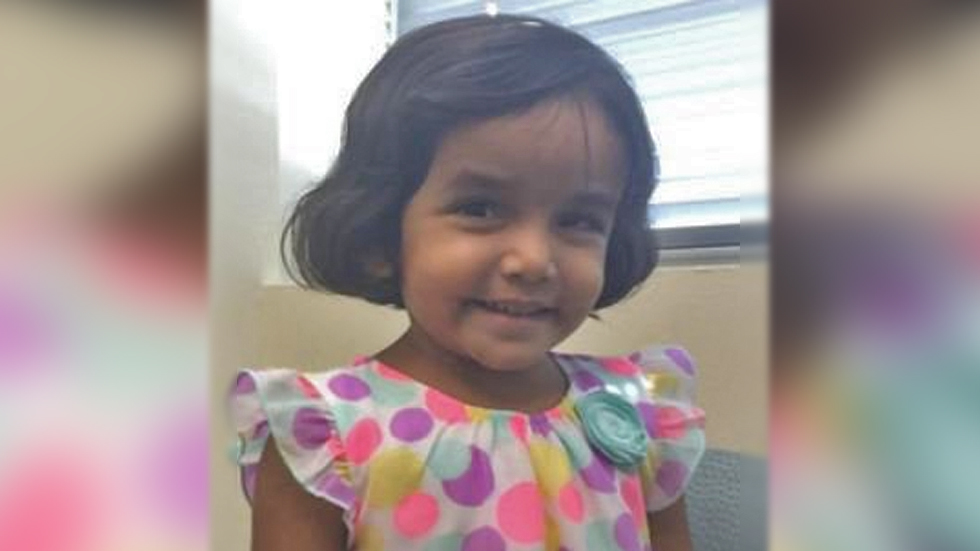 La policía halla el cuerpo de un menor durante la búsqueda de Sherin ...