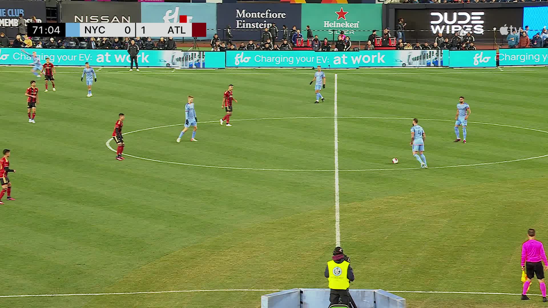 ¡Contundente izquierdazo! Gabriel Pereira es certero y empata el 1-1 ...