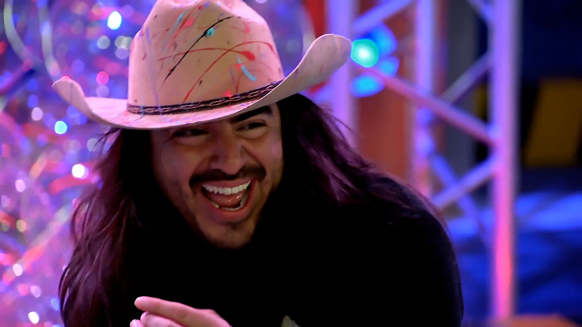 Isa enfurece al saber que Rey Grupero solo apostó 89 pesos por ella ...