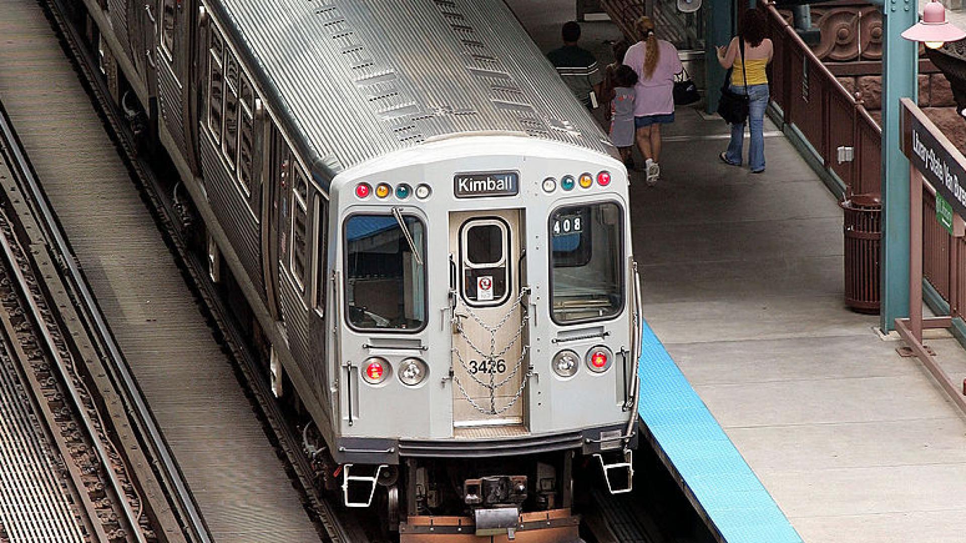 Incidente en tren de la CTA reabre debate en Chicago sobre la seguridad ...