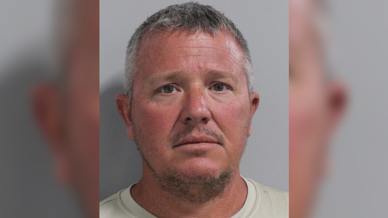 Acusan a Don "Stephen" Wildmon de recibir $23,500 para un trabajo en ...