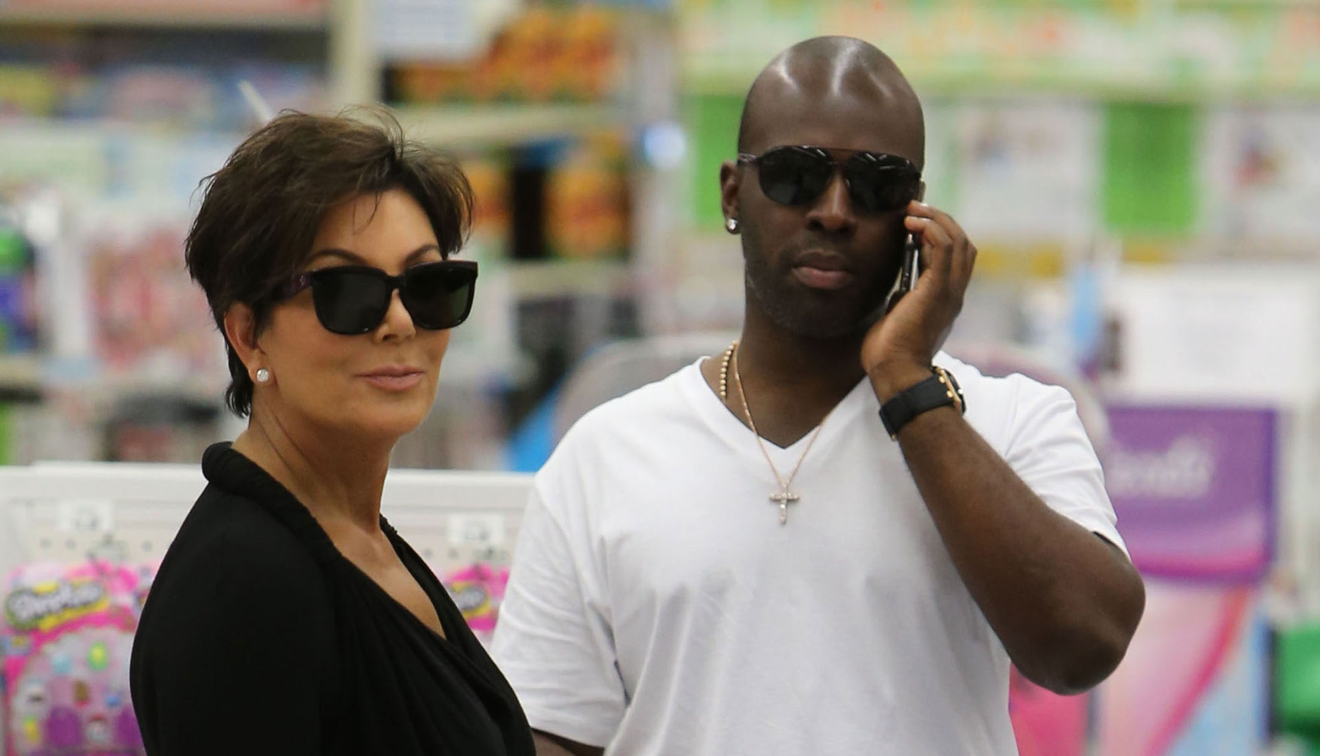 Kris Jenner planea su boda con Corey Gamble | Univision Famosos | Univision